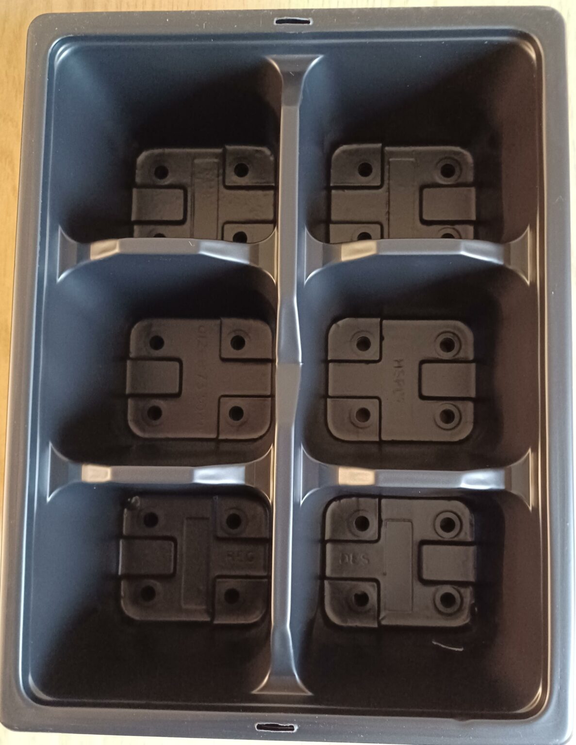 H. Smith Plastics 6 Cell Pack (400) - Gro Well Direct